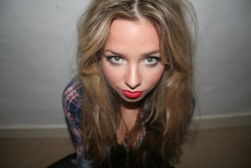 Looking closely at Sophia Wenzler, the rising GB News host - Life Style ...